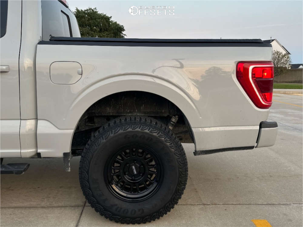 2023 Ford F-150 with 17x8.5 0 Method Mr318 and 315/70R17 Goodyear ...