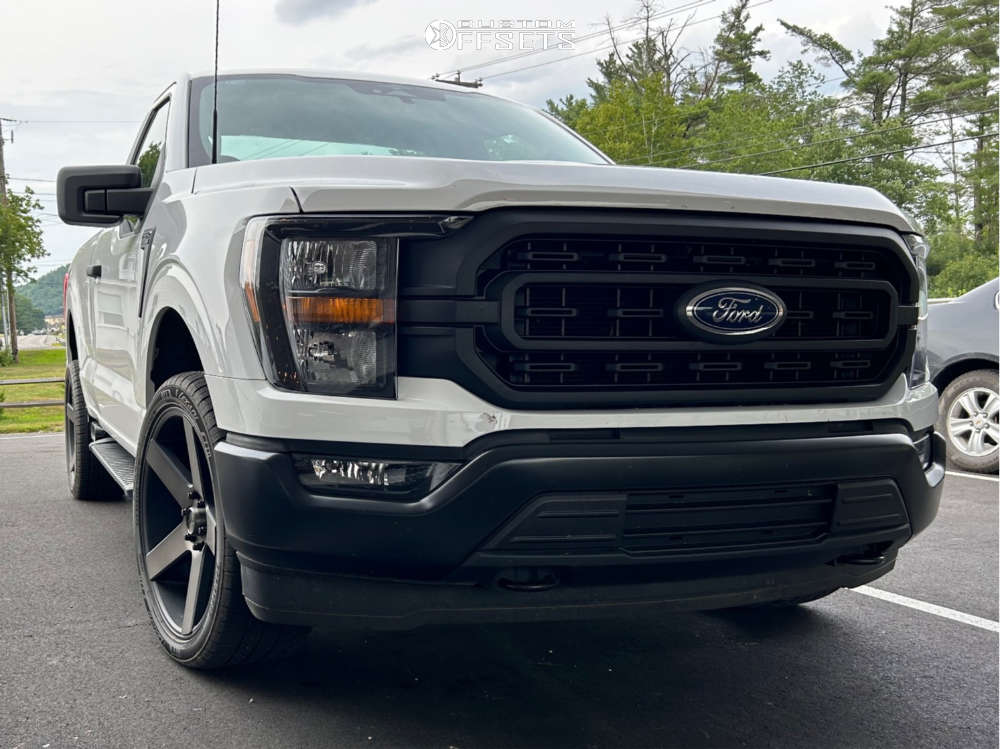 2023 Ford F-150 with 22x9.5 31 DUB Baller and 305/35R22 Lexani Lx ...