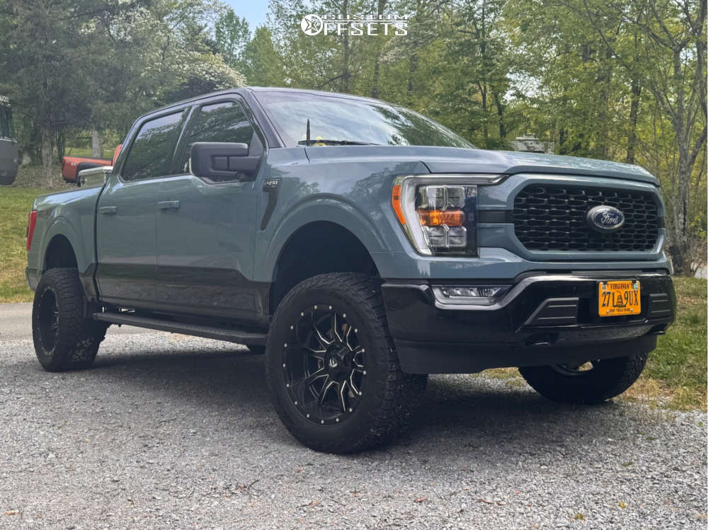 2023 Ford F-150 with 20x10 -19 Fuel Vandal and 305/55R20 Falken ...