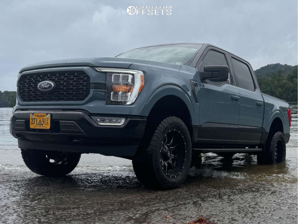 2023 Ford F-150 with 20x10 -19 Fuel Vandal and 305/55R20 Falken ...