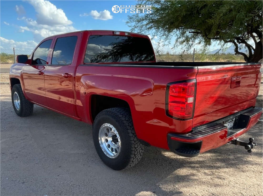 2014 Chevrolet Silverado 1500 with 17x9 -12 Method Mr315 and 285/70R17 Gladiator Xcomp At and ...