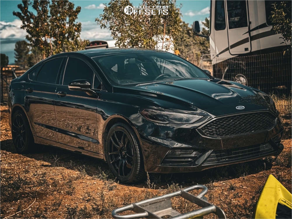 2017 Ford Fusion with 19x8.5 35 Vors Tr4 and 235/40R19 Michelin Cross ...
