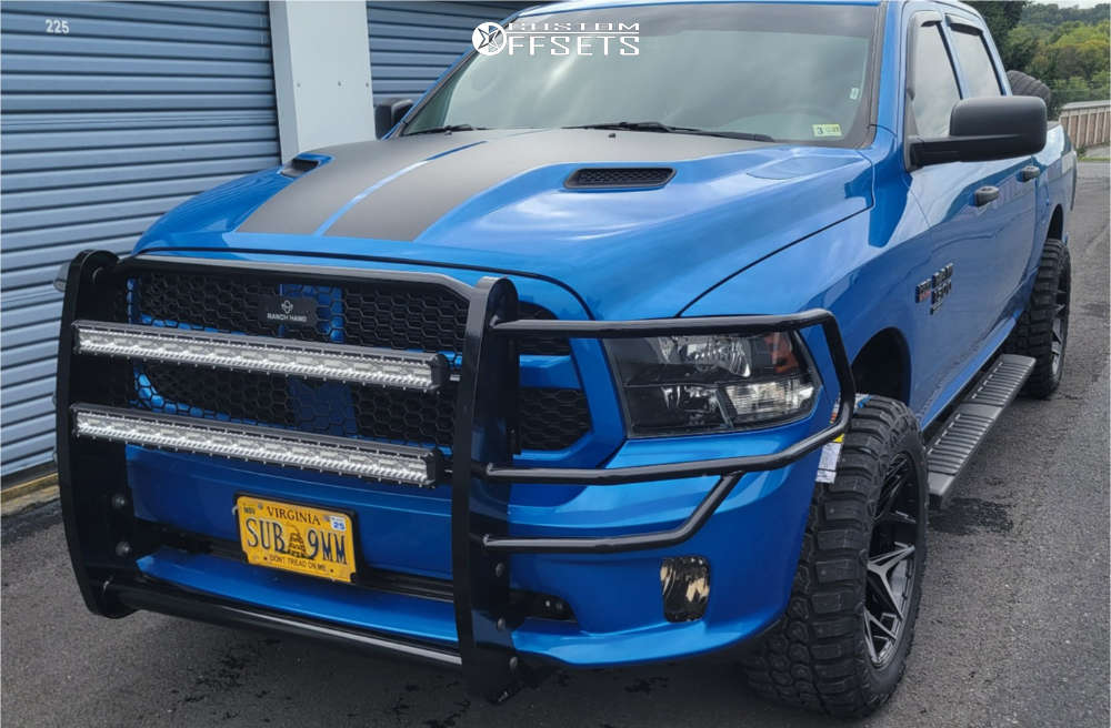 2019 Ram 1500 Classic with 20x10 -18 4Play 4p06 and 33/12.5R20 RBP ...