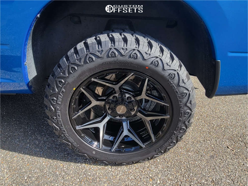 2019 Ram 1500 Classic with 20x10 -18 4Play 4p06 and 33/12.5R20 RBP ...