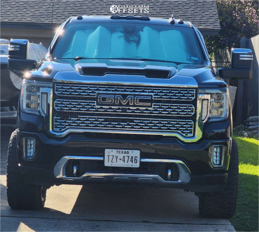 2021 GMC Sierra 2500 HD with 22x12 -44 XF Offroad Xf-224 and 33/12.5R22 ...