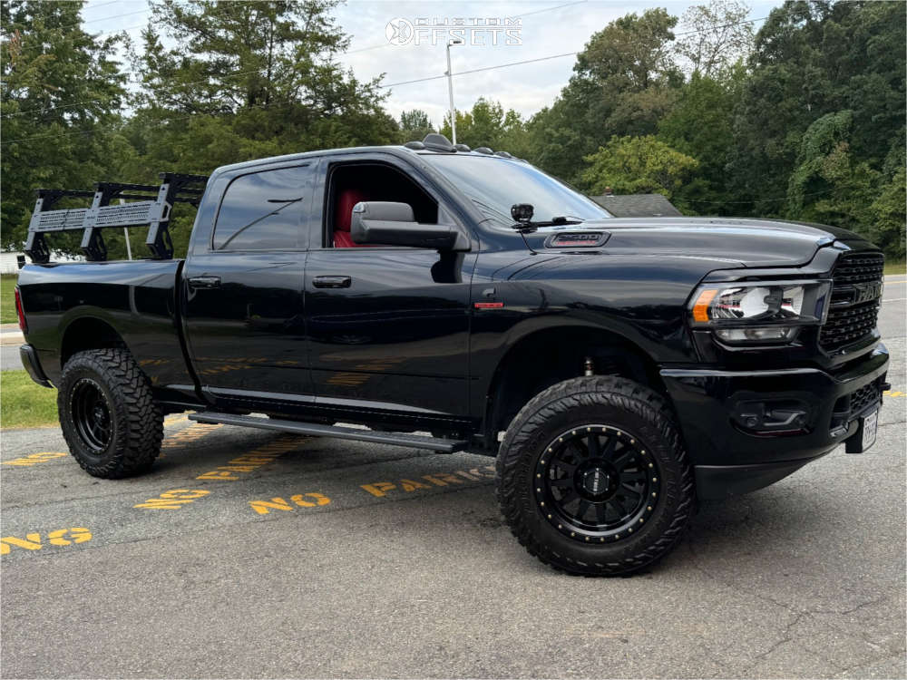 2022 Ram 2500 with 20x10 -18 Method Double Standard and 37/12.5R20 ...