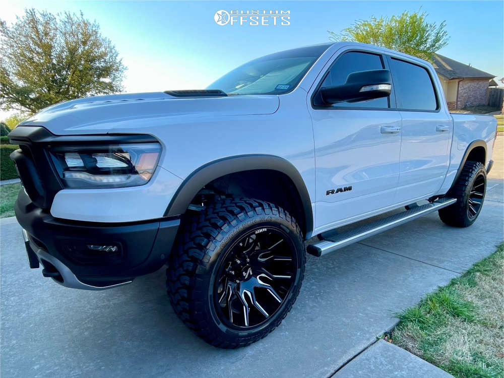 2021 Ram 1500 with 22x12 -51 ARKON OFF-ROAD Roosevelt and 35/12.5R22 ...