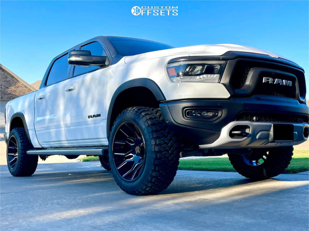 2021 Ram 1500 with 22x12 -51 ARKON OFF-ROAD Roosevelt and 35/12.5R22 ...