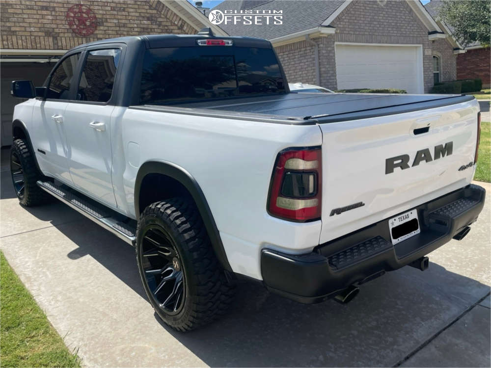 2021 Ram 1500 with 22x12 -51 ARKON OFF-ROAD Roosevelt and 35/12.5R22 ...