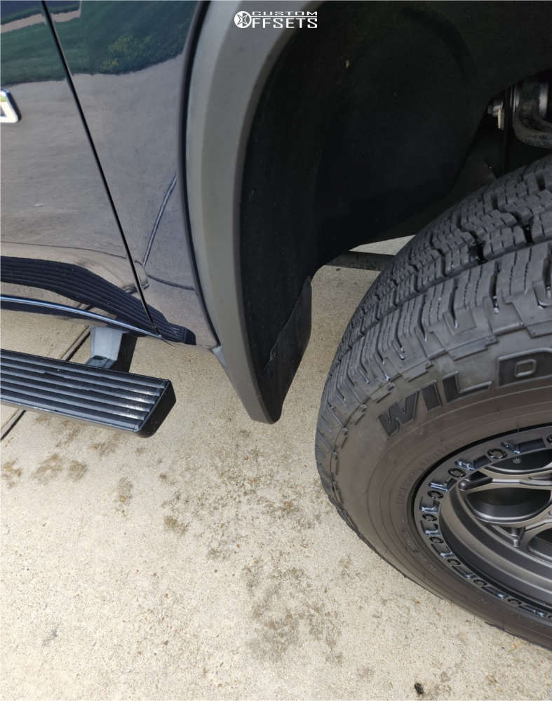 2021 Chevrolet Silverado 2500 HD with 20x10 -18 Weld Off-Road Ledge 8 ...