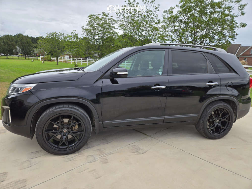 2015 Kia Sorento with 20x8.5 38 Defy D11 and 255/45R20 Fortune Viento ...