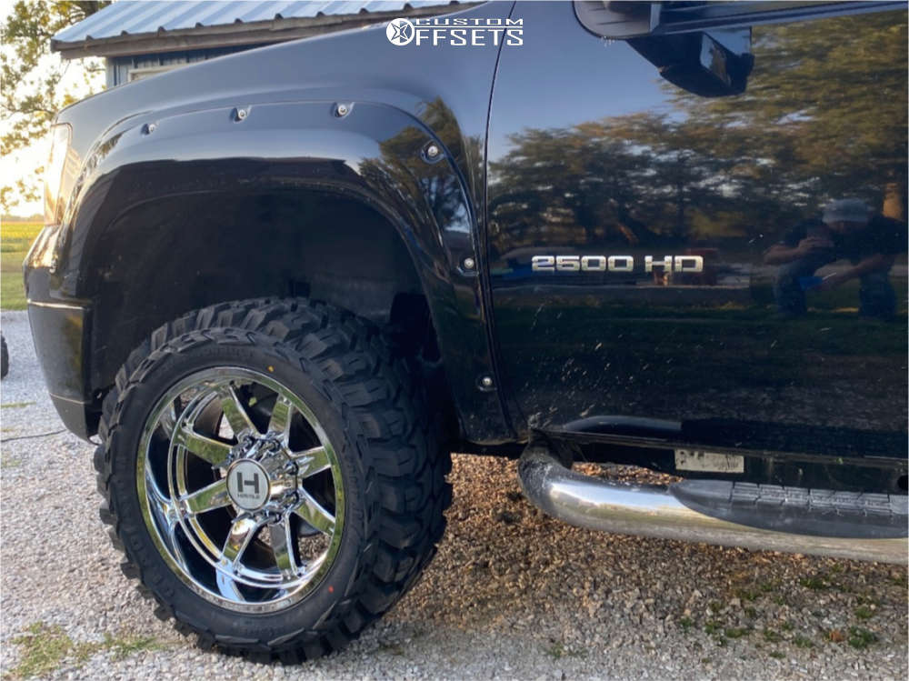 2011 GMC Sierra 2500 HD with 20x10 -19 Hostile Alpha and 33/12.5R20 ...