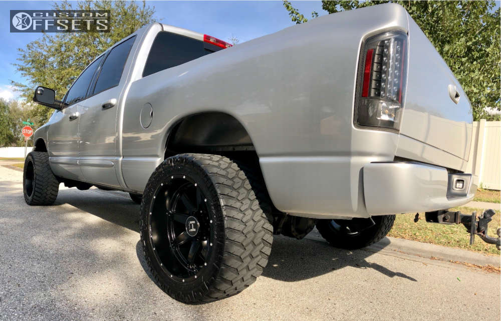 2007 Dodge Ram 2500 with 22x12 -44 Hostile Alpha and 355/40R22 Nitto ...