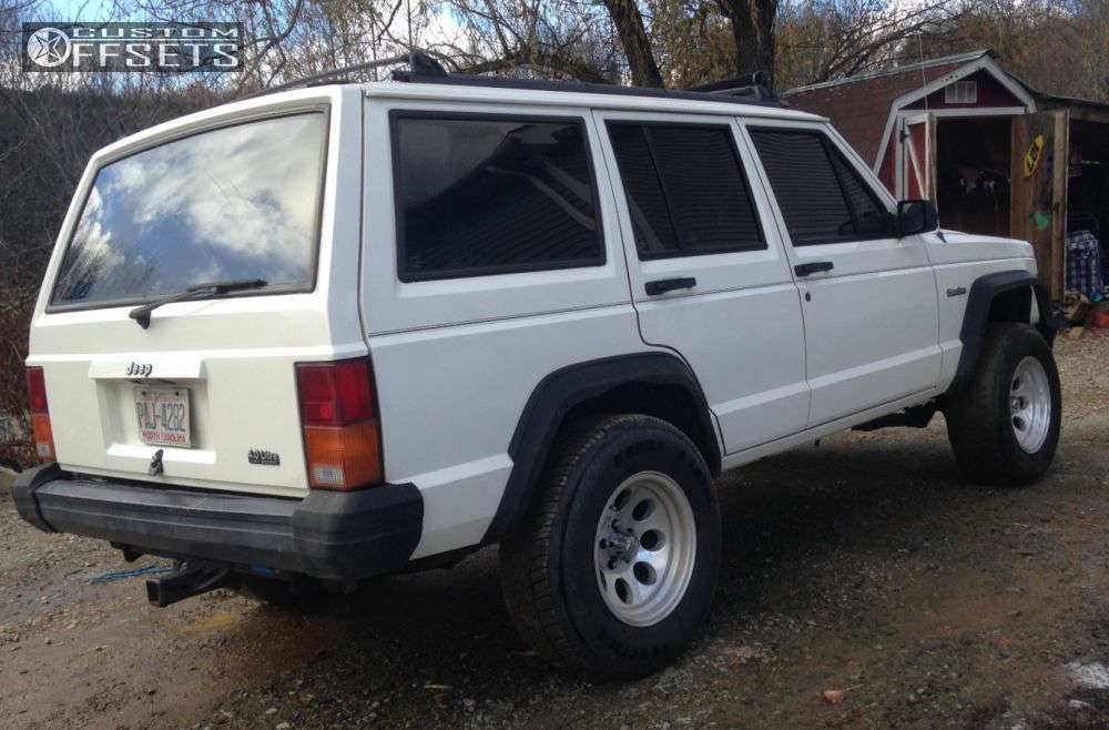 1996 Jeep Cherokee with 15x10 -35 Pacer 2 and 30/11.5R15 Kenda Kenetica ...