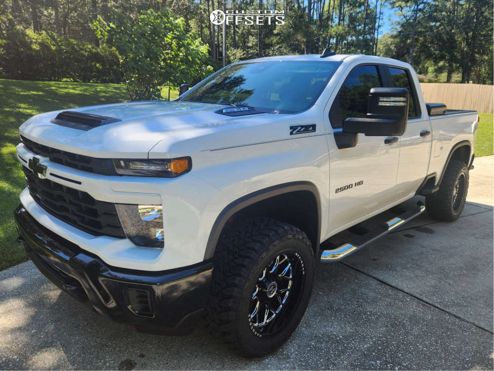 2024 Chevrolet Silverado 2500 HD with 20x10 -19 Hardcore Offroad Hc104 ...