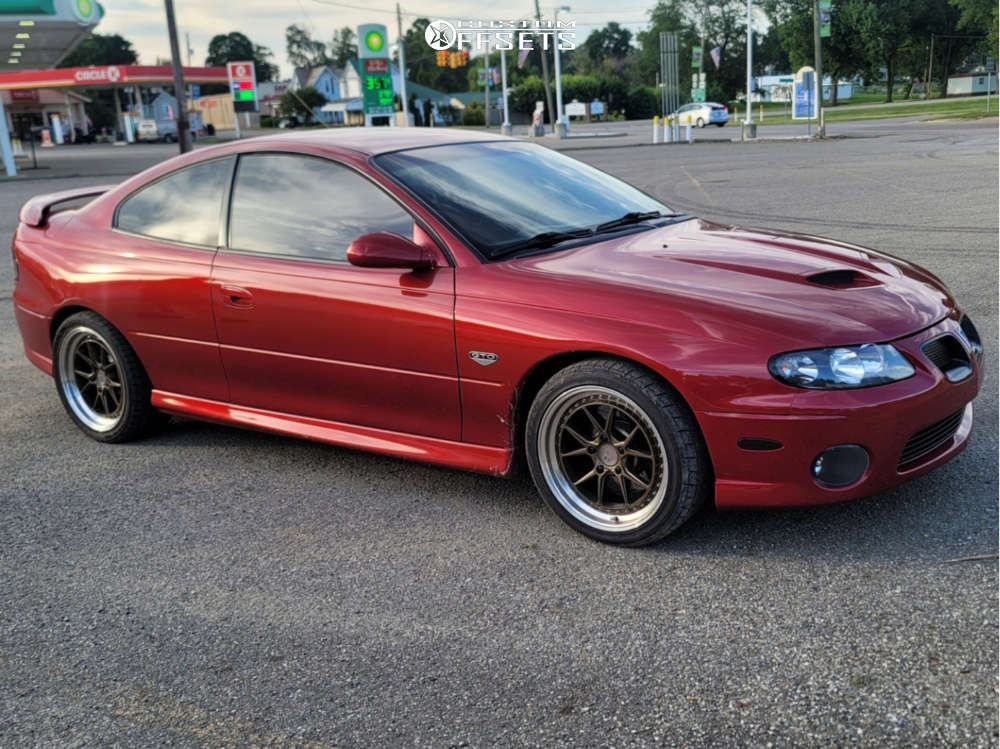 2006 Pontiac GTO with 18x8.5 35 Aodhan Ds08 and 235/40R18 Nitto Nt555 ...