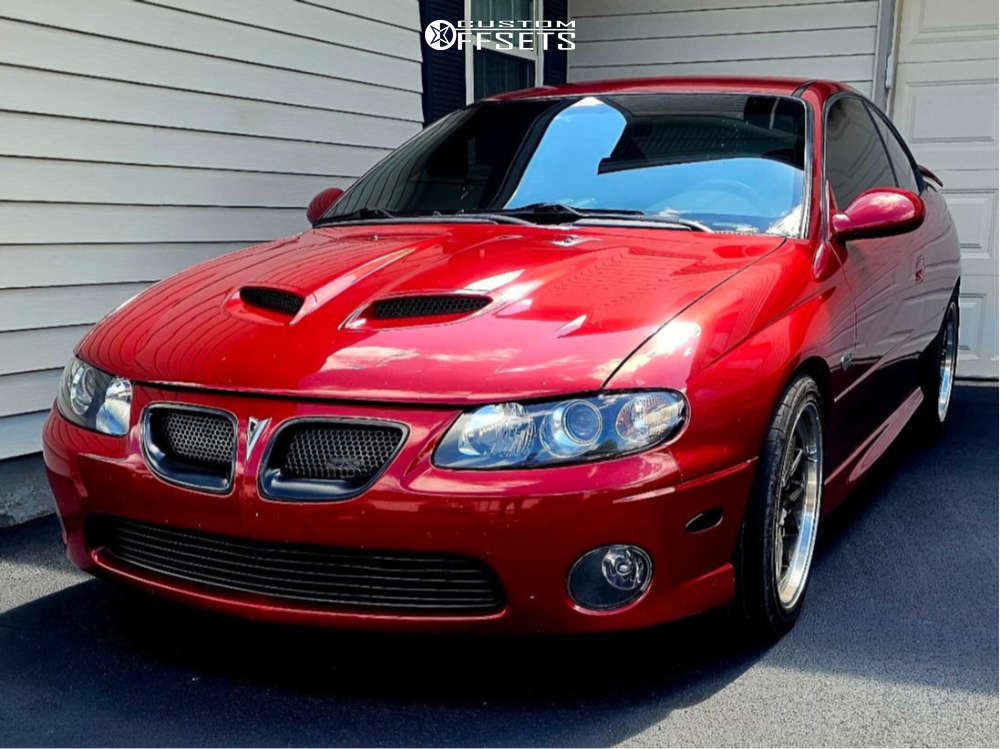 2006 Pontiac GTO with 18x8.5 35 Aodhan Ds08 and 235/40R18 Nitto Nt555 ...