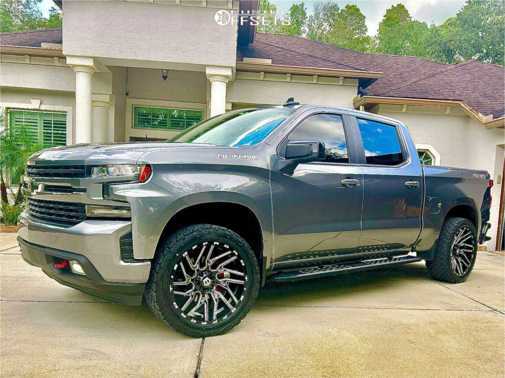 2022 Chevrolet Silverado 1500 with 22x10 -19 TIS 554bm and 33/12.5R22 ...