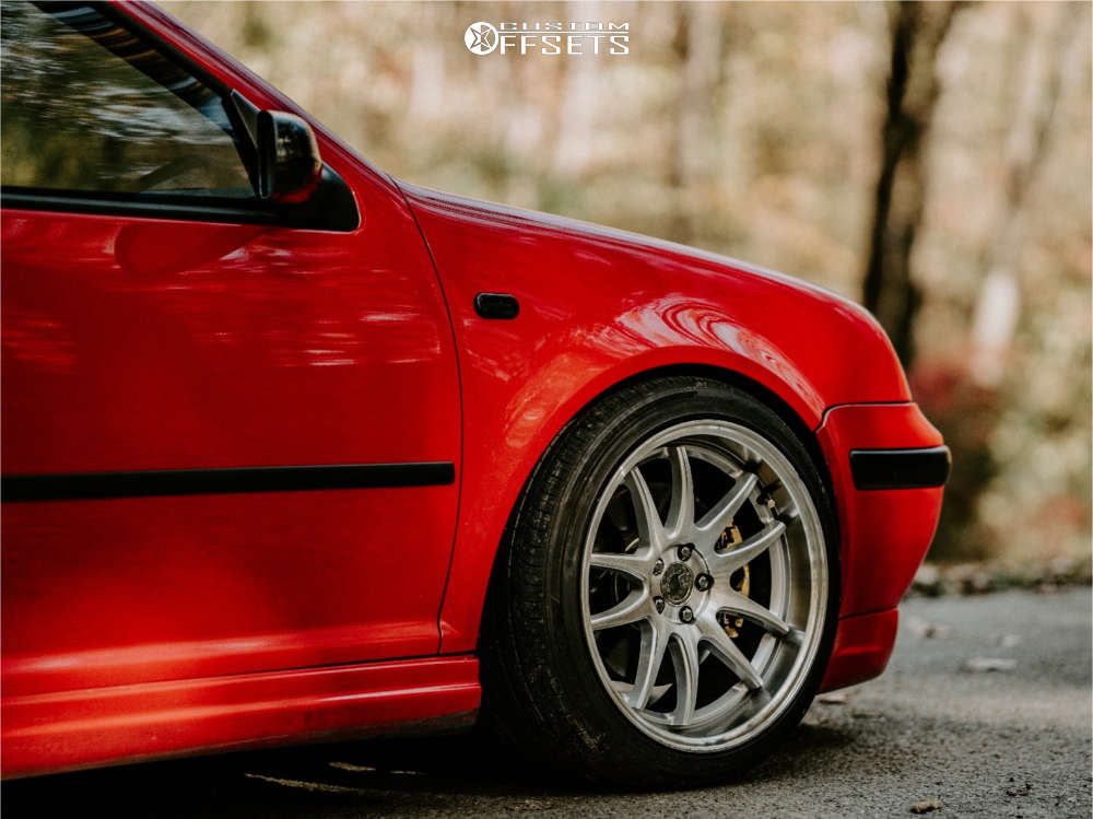 2004 Volkswagen Jetta with 18x9.5 30 Aodhan Ds02 and 225/65R18 Arroyo ...