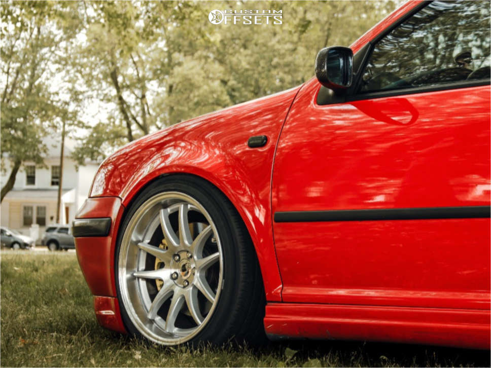 2004 Volkswagen Jetta with 18x9.5 30 Aodhan Ds02 and 225/65R18 Arroyo ...