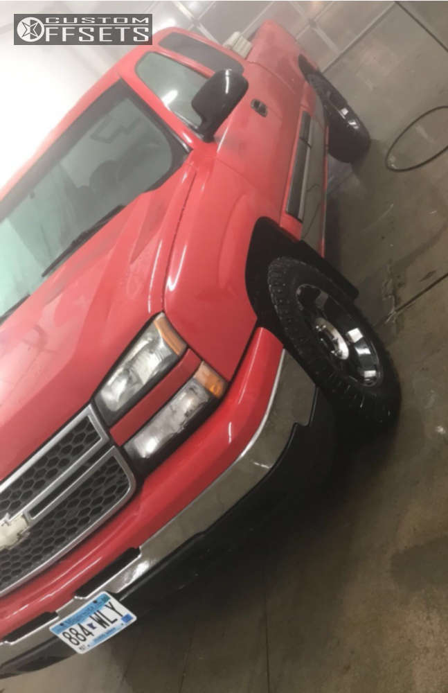 2006 Chevrolet Silverado 1500 with 18x9 -12 XD Spy and 275/65R18 ...