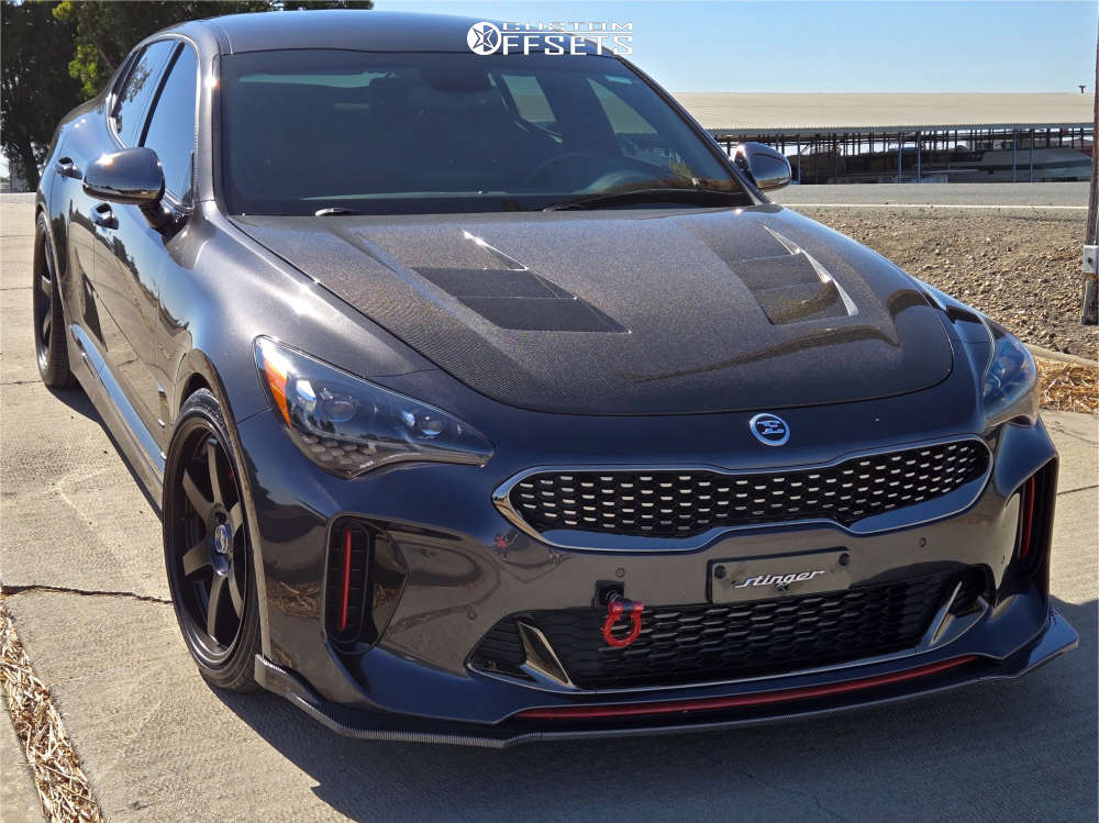 2020 Kia Stinger with 19x8.5 30 JNC Jnc014 and 225/30R19 Velozza ZXV4 ...