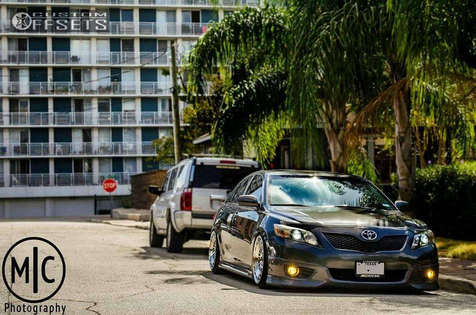 2011 Toyota Camry with 18x9.5 25 Rotiform Ccv and 215/35R18 Delinte D7 ...