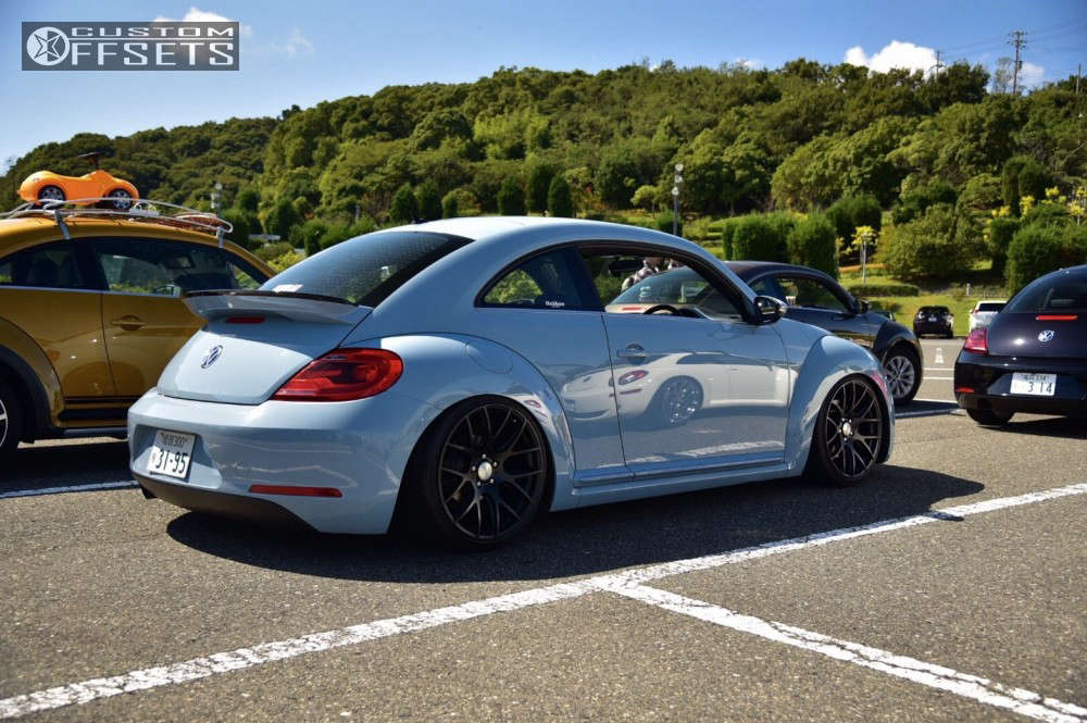 2015 Volkswagen Beetle with 19x8.5 42 3SDM 0.01 and 215/35R19 Nankang ...