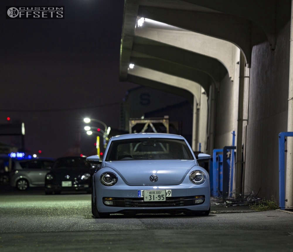 2015 Volkswagen Beetle with 19x8.5 42 3SDM 0.01 and 215/35R19 Nankang ...