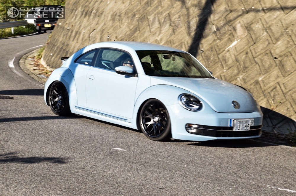 2015 Volkswagen Beetle with 19x8.5 42 3SDM 0.01 and 215/35R19 Nankang ...