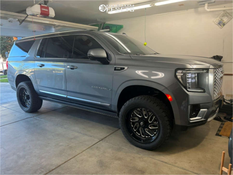 2021 GMC Yukon XL with 22x10 -25 Fuel Forged Ff29 and 305/45R22 Toyo ...