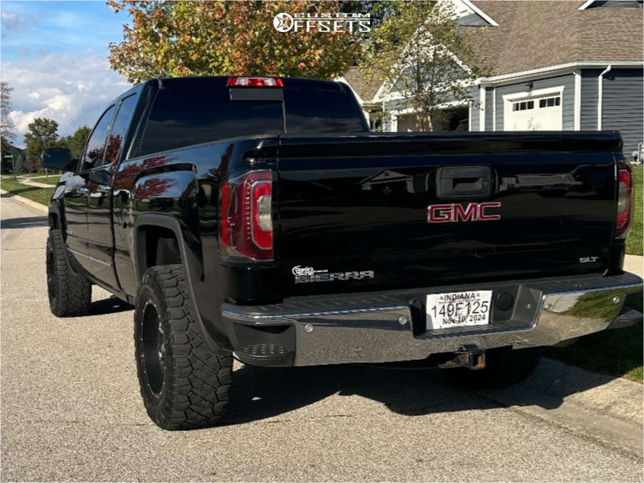 2017 GMC Sierra 1500 with 18x10 -24 Fuel Throttle and 33/12.5R18 Nitto ...