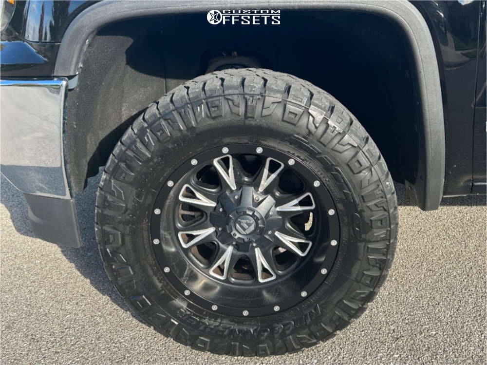 2017 GMC Sierra 1500 with 18x10 -24 Fuel Throttle and 33/12.5R18 Nitto ...