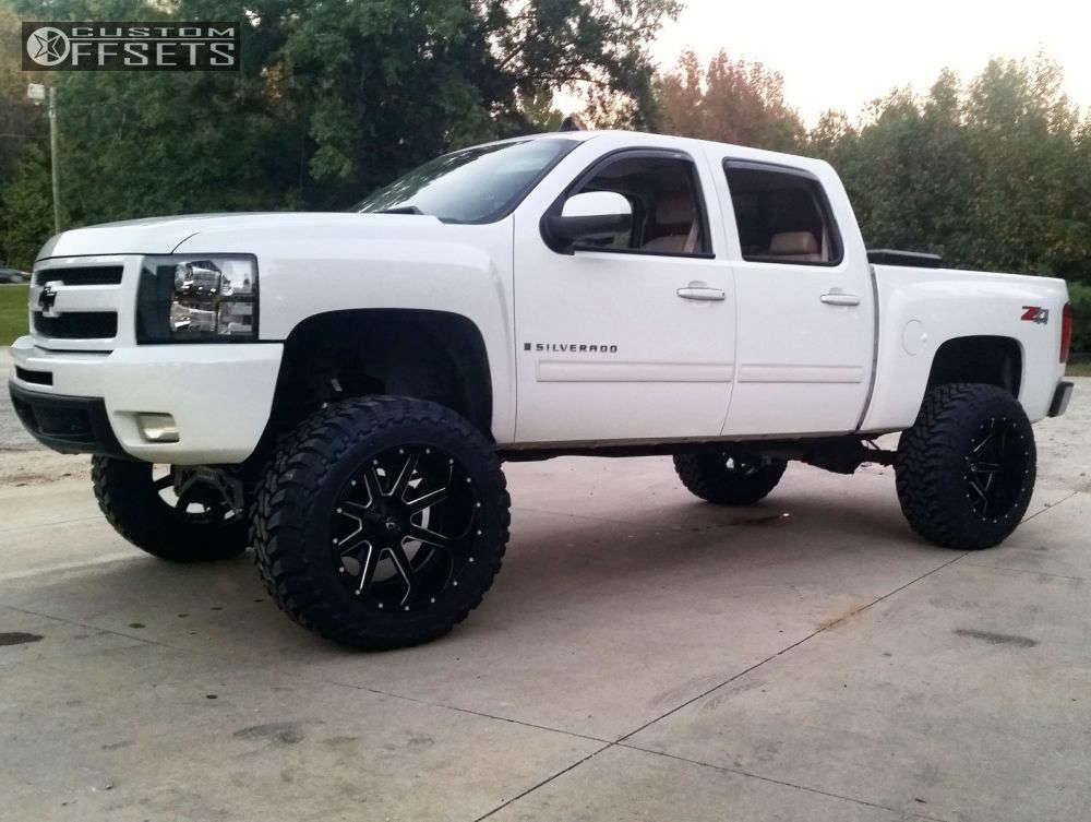 2009 Chevrolet Silverado 1500 with 22x14 -76 Fuel Maverick and 37/13 ...