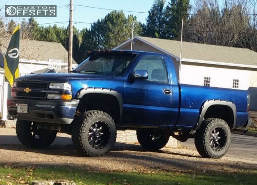 2000 Chevrolet Silverado 1500 with 18x10 -24 Moto Metal Mo970 and 285 ...