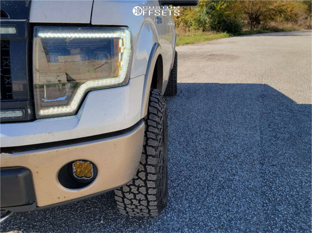 2012 Ford F-150 with 17x8.5 0 Method Mr316 and 285/70R17 Cooper ...