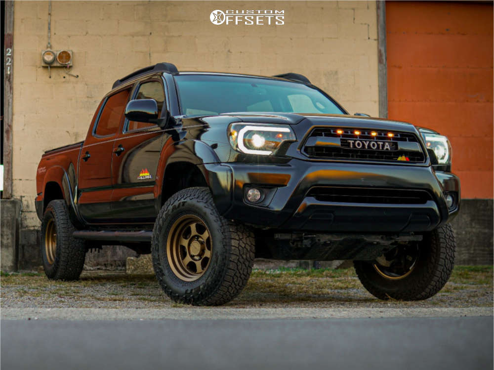 2013 Toyota Tacoma with 16x8 -10 9SiX9 Six-1 Deep and 265/75R16 Falken ...