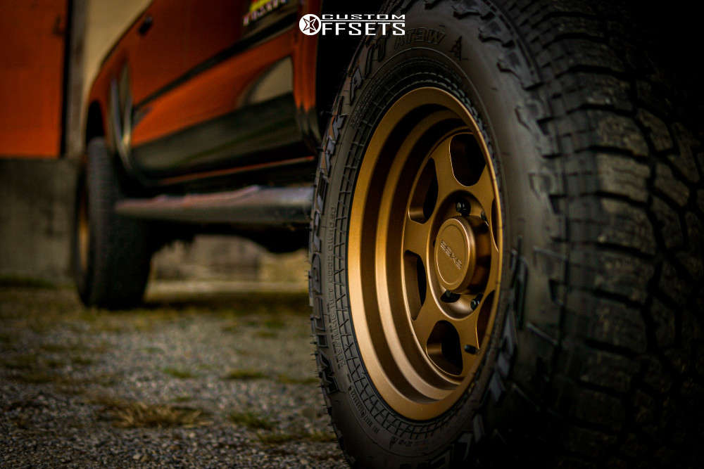 2013 Toyota Tacoma with 16x8 -10 9SiX9 Six-1 Deep and 265/75R16 Falken ...