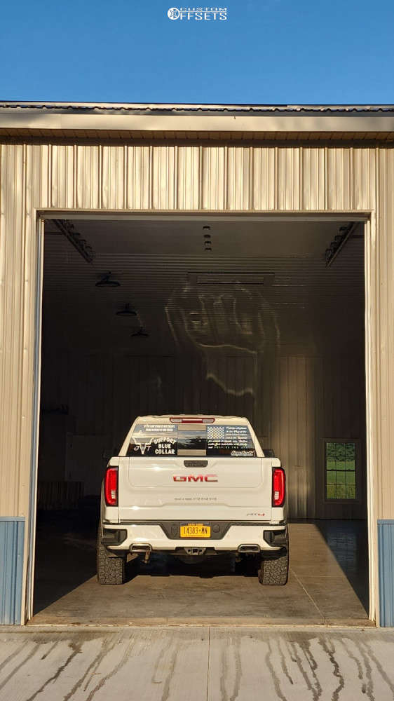 2019 GMC Sierra 1500 with 18x9 -12 Method MR305 and 285/65R18 Falken ...