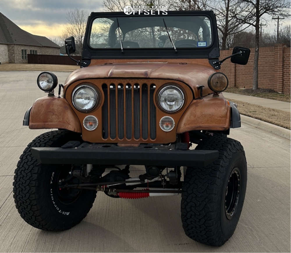 1978 Jeep CJ5 with 15x10 -44 Pro Comp Series 252 and 35/12.5R15 ...