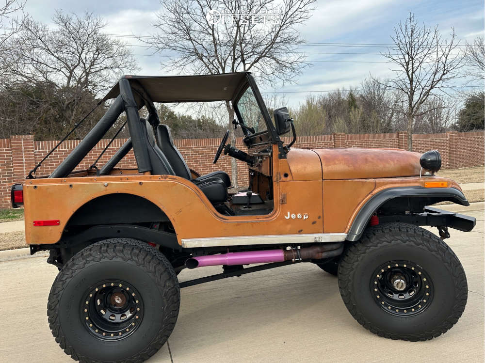 1978 Jeep CJ5 with 15x10 -44 Pro Comp Series 252 and 35/12.5R15 ...