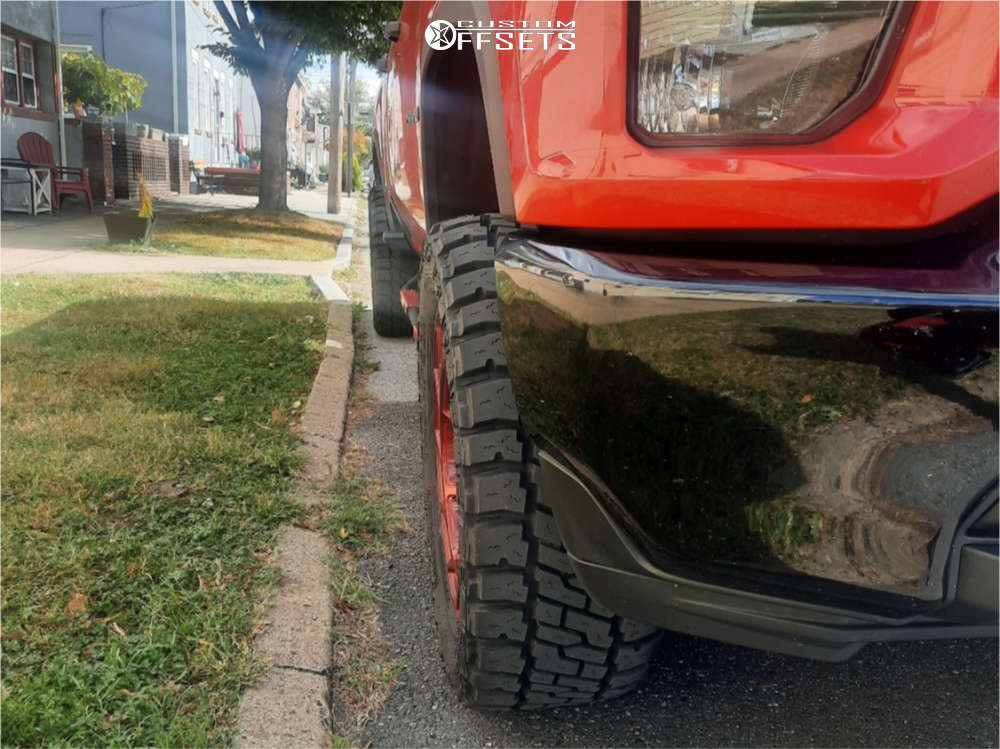 2023 Chevrolet Silverado 2500 HD with 20x9 0 XD Xd860 and 33/12.5R20 ...