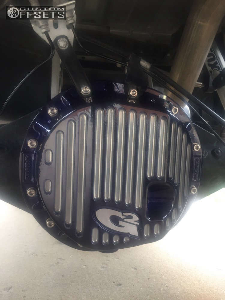 2017 GMC Sierra 1500 with 20x10 -19 Fuel Rampage and 35/13.5R20 Toyo ...