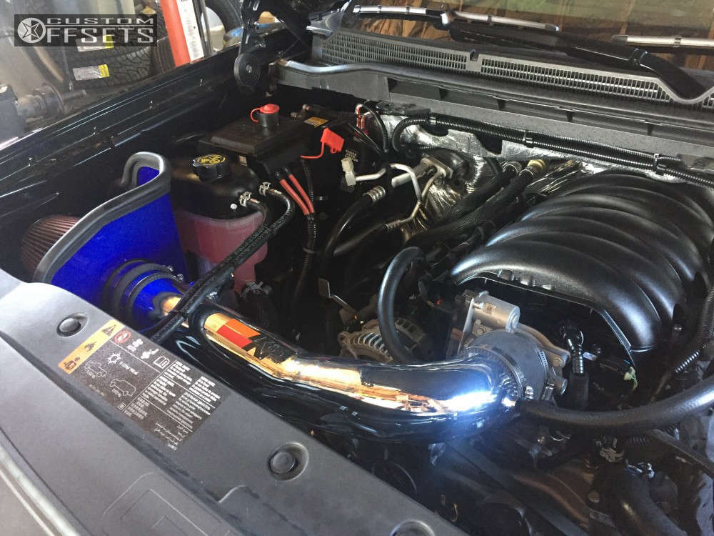 2017 GMC Sierra 1500 with 20x10 -19 Fuel Rampage and 35/13.5R20 Toyo ...