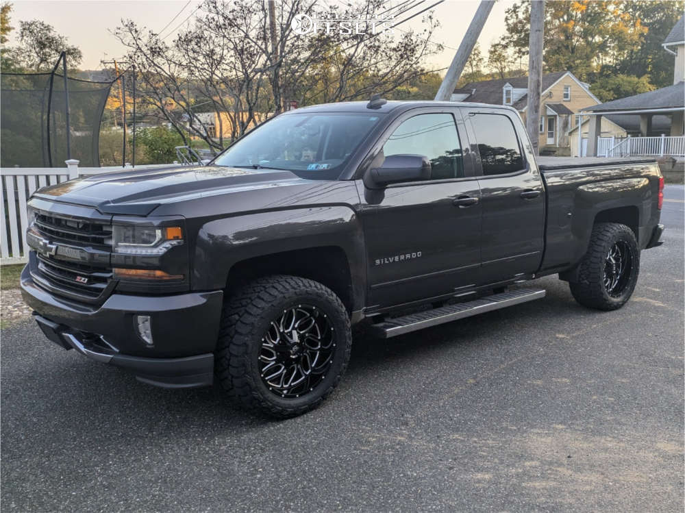 2016 Chevrolet Silverado 1500 with 20x10 -19 Hardrock Destroyer and 33/ ...