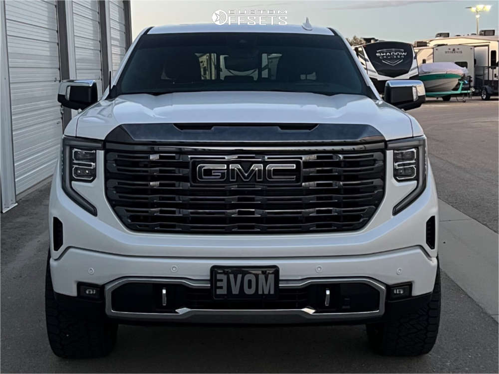 2024 GMC Sierra 1500 with 22x10 -19 Gear Off-Road Edge and 315/45R22 ...