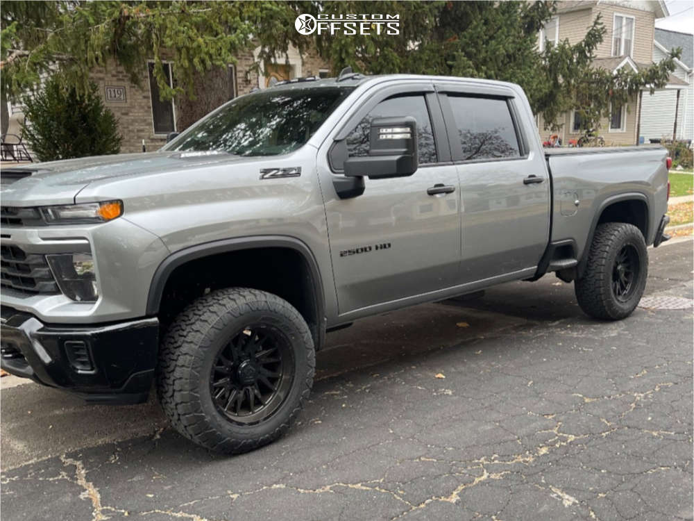 2024 Chevrolet Silverado 2500 HD with 20x10 -19 TIS 547b and 35/12.5R20 AMP Pro At and Leveling ...