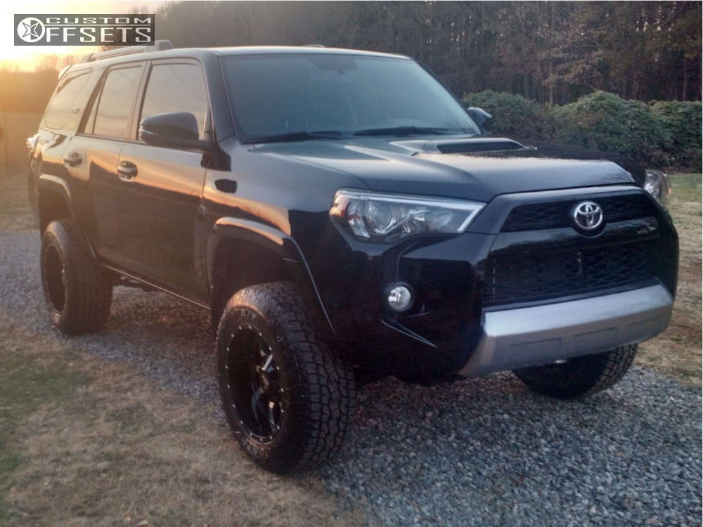 2017 Toyota 4Runner with 18x10 -24 Moto Metal Mo970 and 265/65R18 Toyo ...