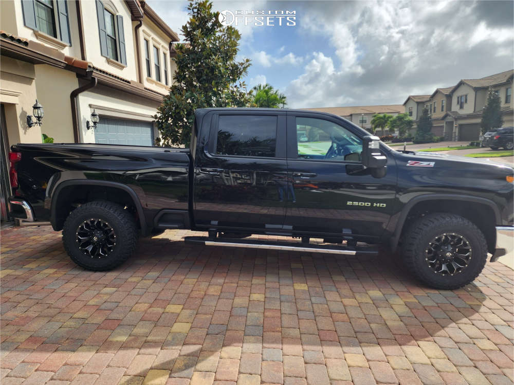 2025 Chevrolet Silverado 2500 HD with 18x9 20 Fuel Assault and 35/12.5R18 Cooper Discoverer S/t ...