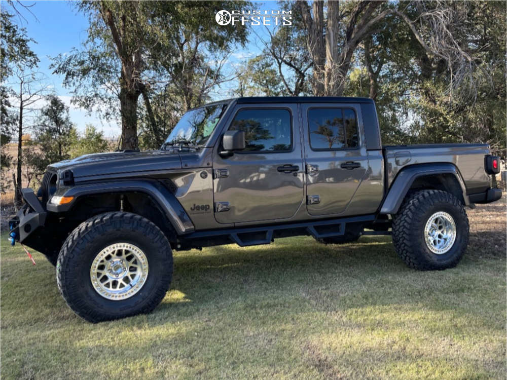 2022 Jeep Gladiator with 17x9 -38 KMC Km235 and 37/12.5R17 Nitto Trail ...